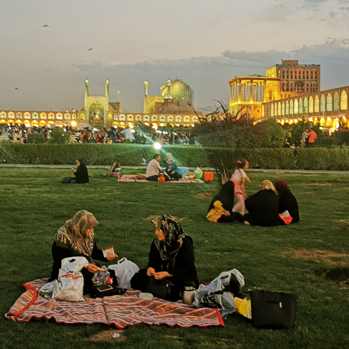 Le pique-nique en Iran, c’est tout un art ! - L’Iran des Rêves
